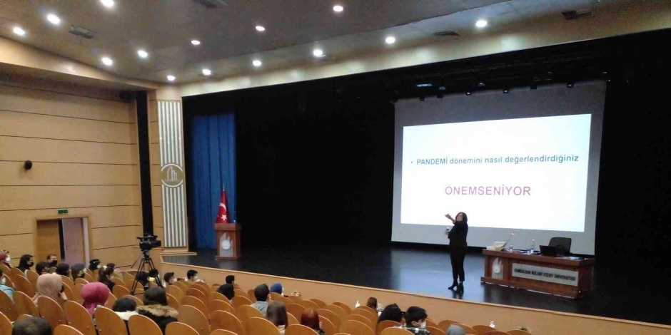 Etkili Özgeçmiş Hazırlama Portfolyo Hazırlama ve Mülakat Teknikleri ... Etkili Özgeçmiş Hazırlama Portfolyo Hazırlama ve Mülakat Teknikleri ...
